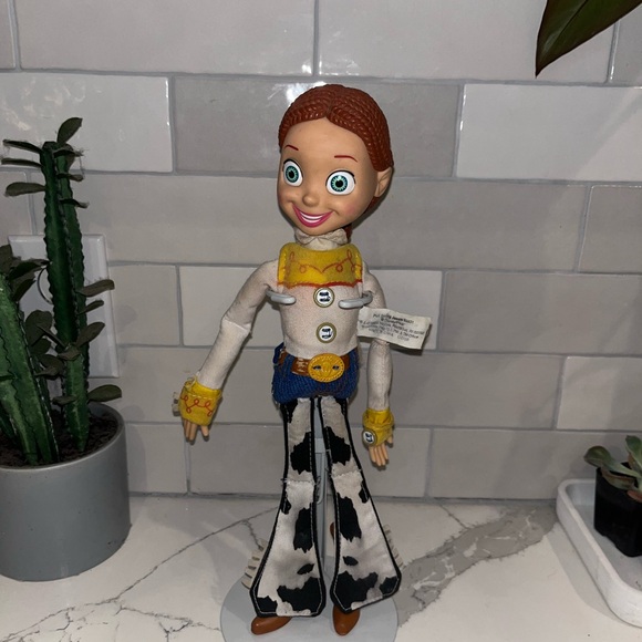 Hasbro | Toys | Disney Pixar Jessie Toy Story Pull String Doll No Hat ...